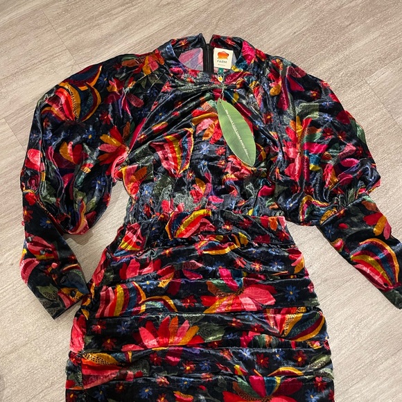 FARM Rio | Dresses | Nwt Farm Rio Black Banana Sky Velvet Mini Dress M ...